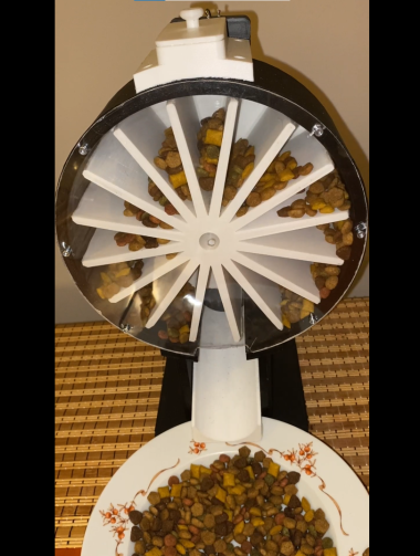 Automated 3d Printed Pet Feeder
