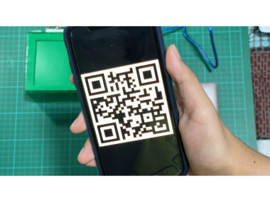 Self-activating Box Machine Using Qr Code